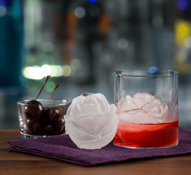 Hand-Cut Artisanal Cubes - Ice Lab