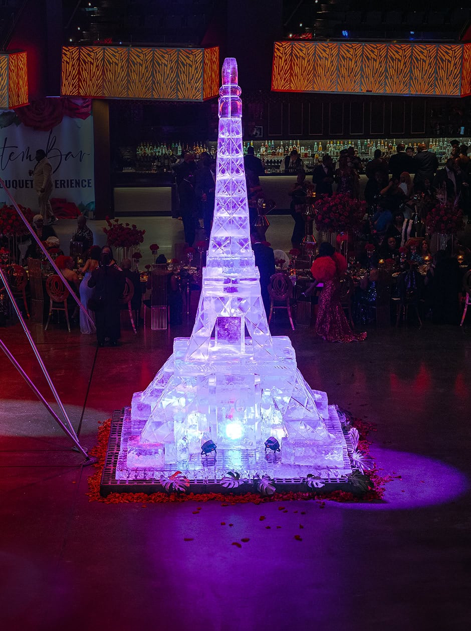 Bringing the Art of Ice to Your Events - Ice Lab